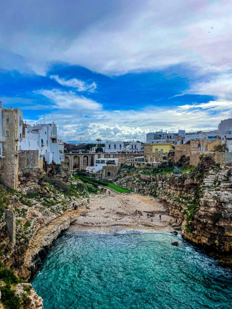 Puglia Itinerary - backpacks and bubbly